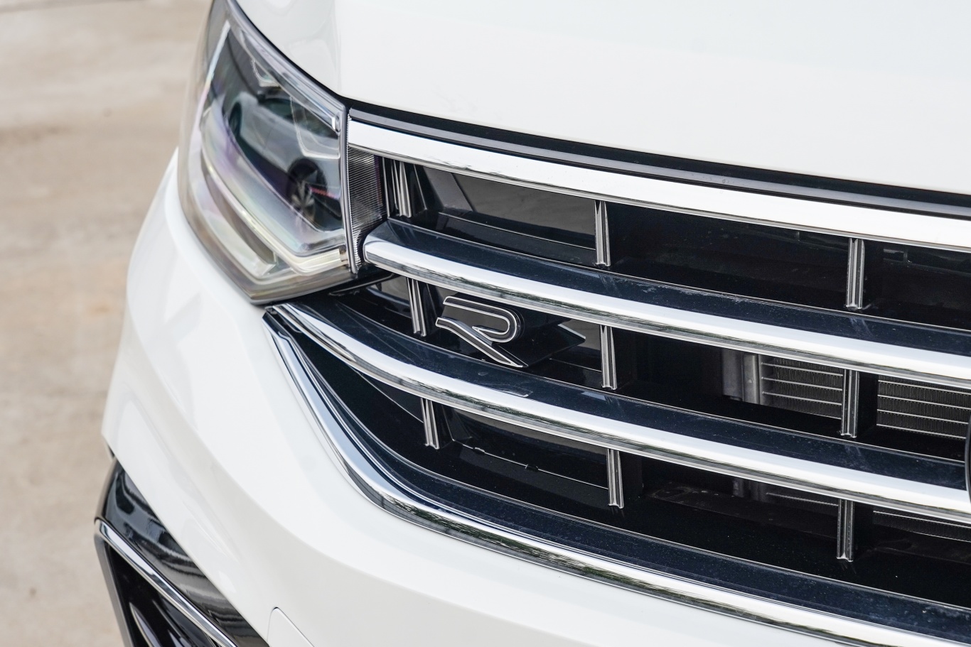 【途观L330TSI 两驱R-Line龙耀版 5座外观细节图片-汽车图片大全】-易车