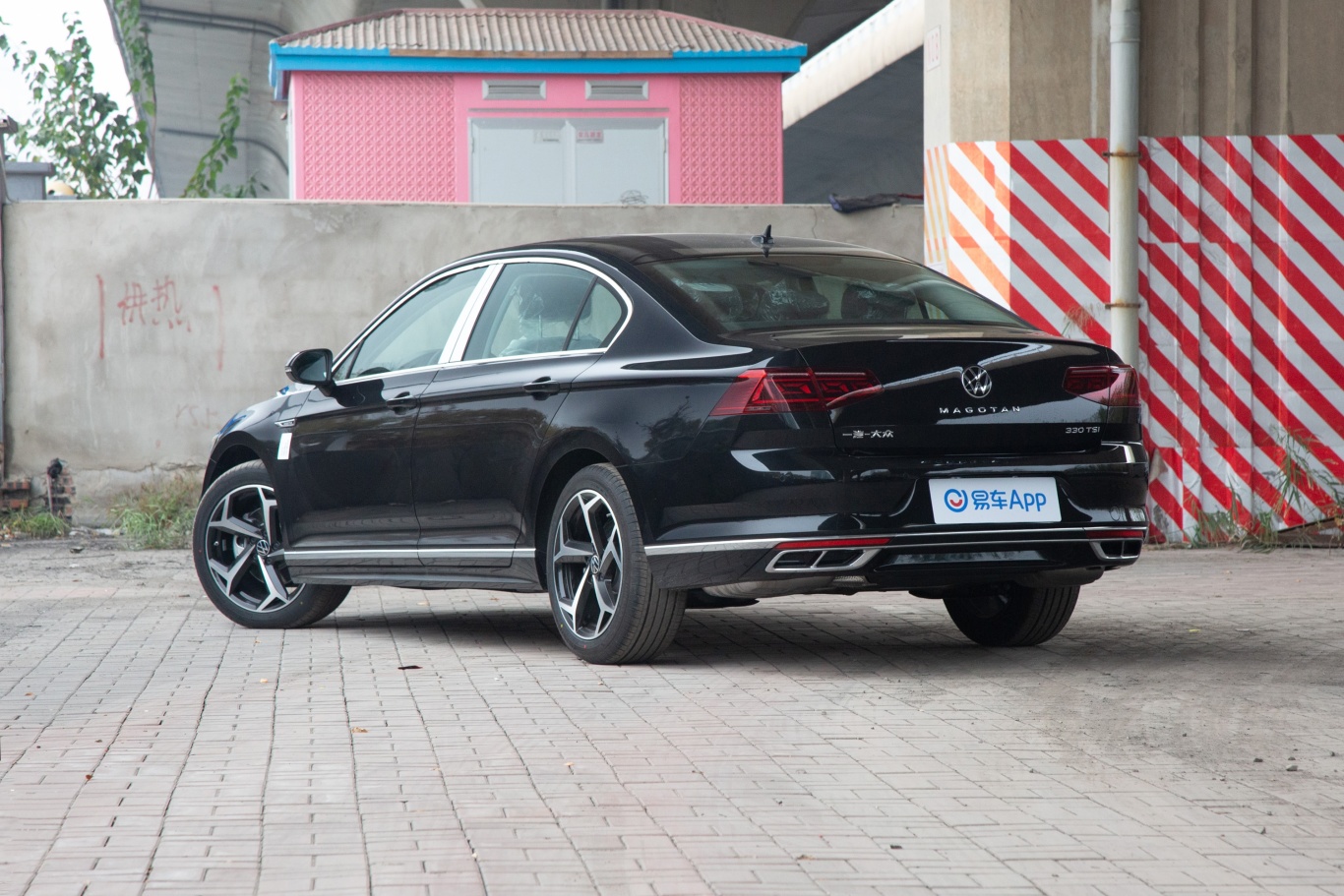 【迈腾众享版 330TSI 豪华型侧后45度车头向左水平图片-汽车图片大全】-易车