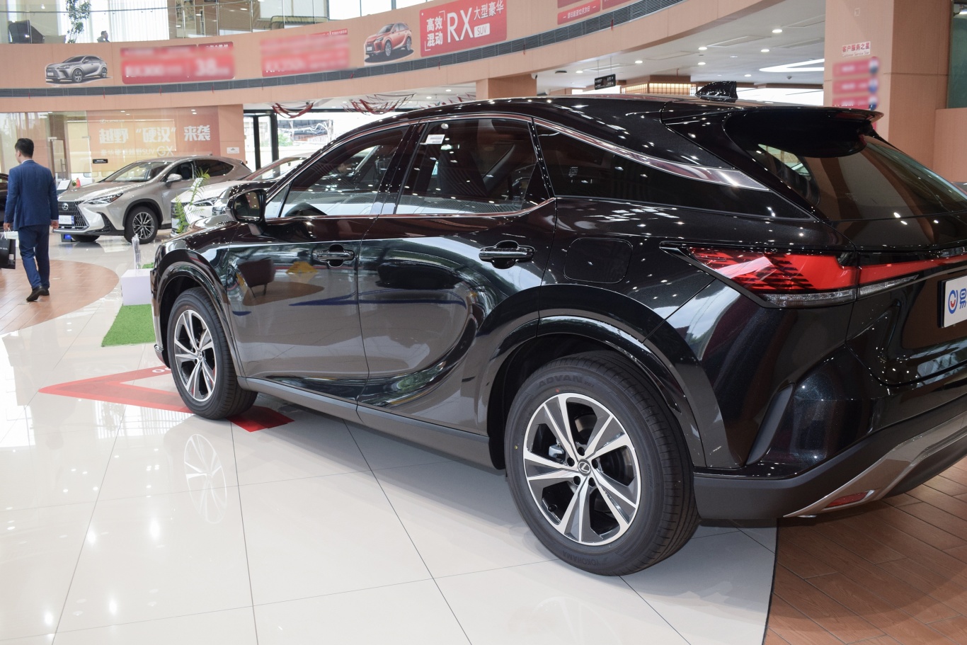 【雷克萨斯RX300 四驱骏享版外观细节图片-汽车图片大全】-易车