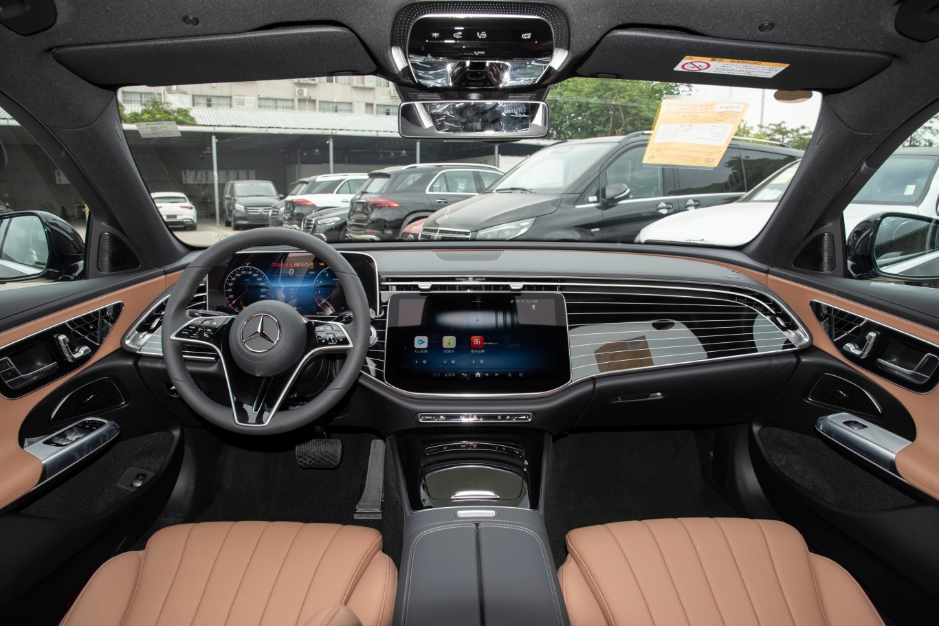 【奔驰E级E 260 L内饰全景正拍图片-汽车图片大全】-易车