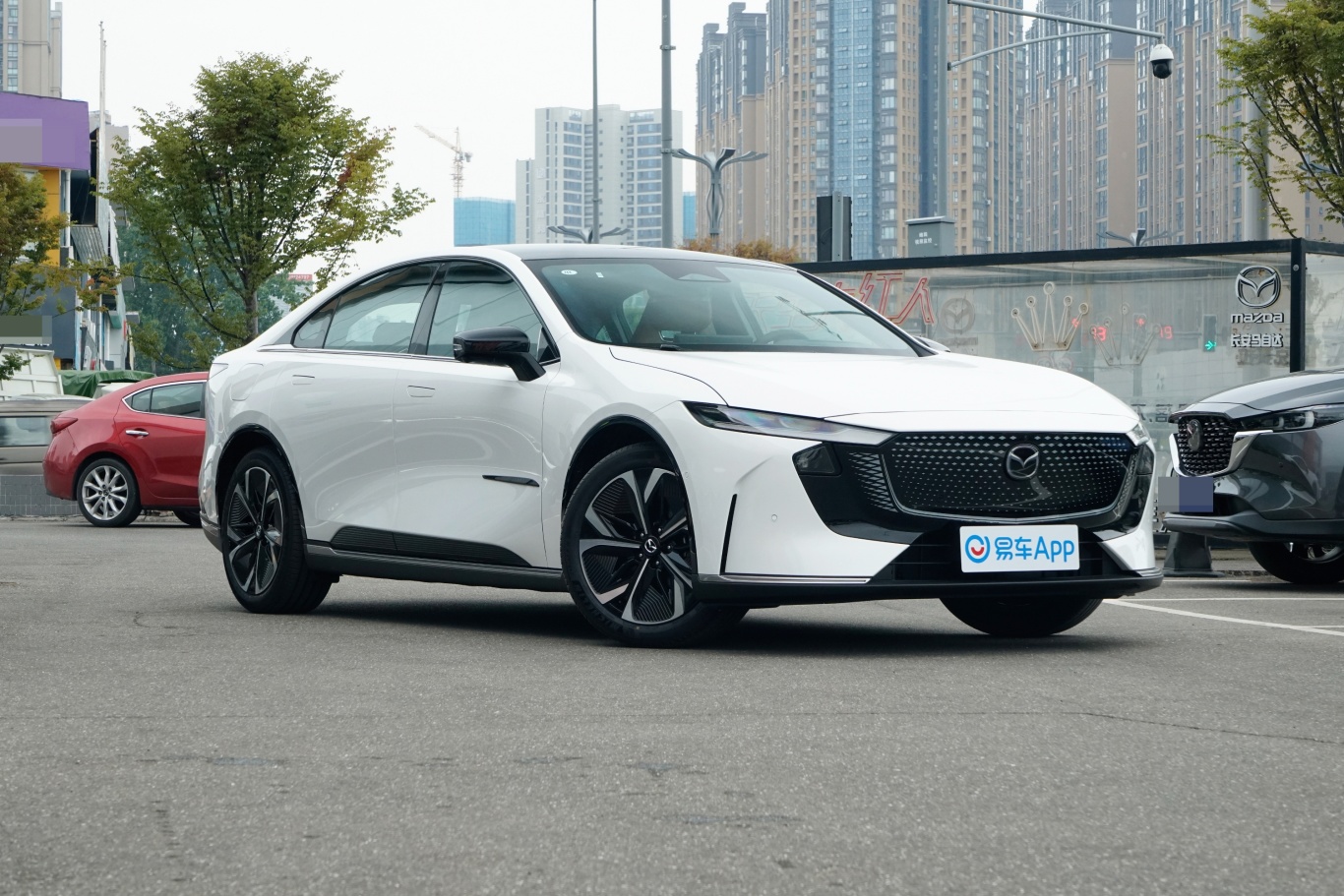 【马自达EZ-6纯电版 600km 智雅版侧前45度车头向右水平图片-汽车图片大全】-易车