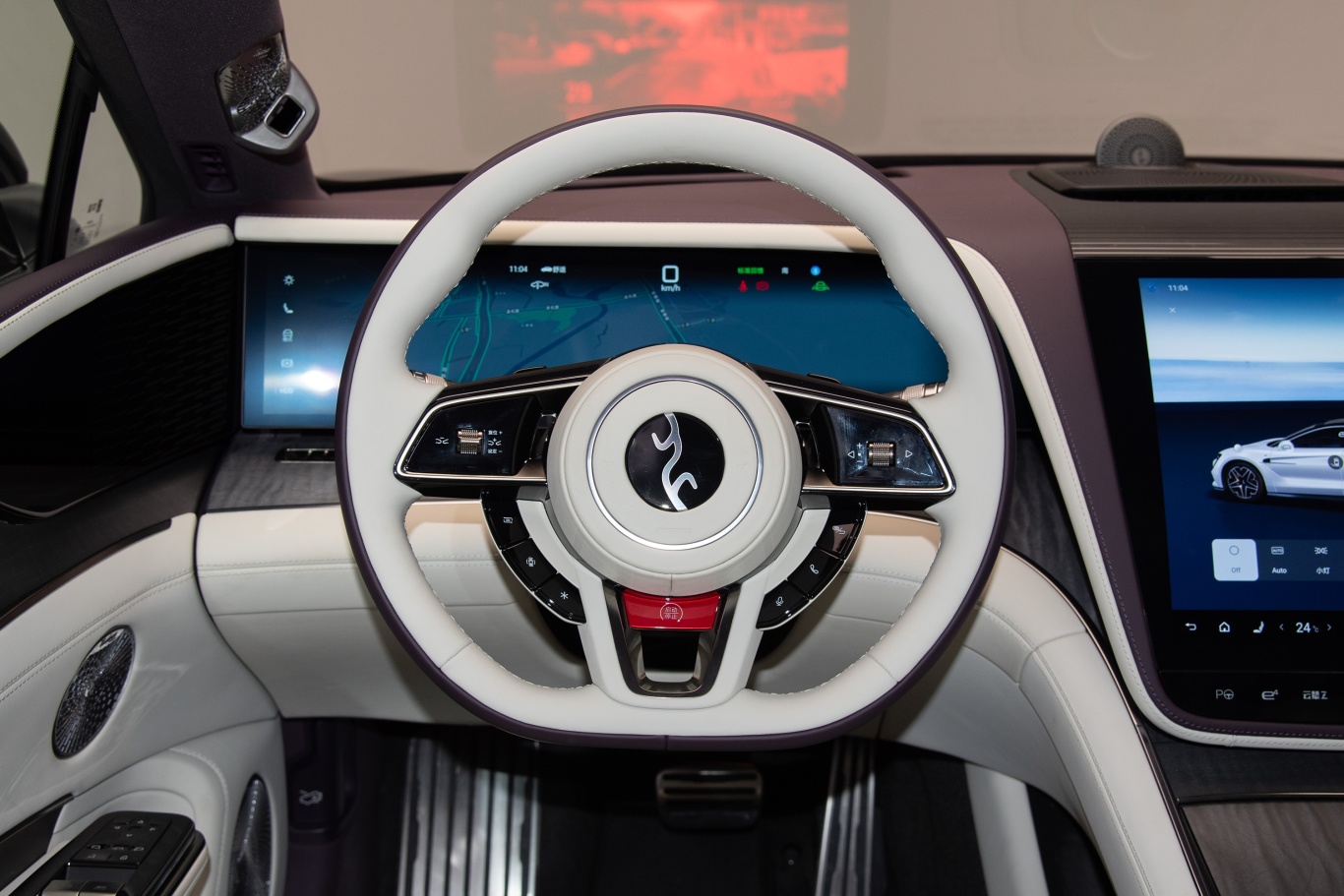 【仰望U7纯电版 720km 豪华版 5座方向盘图片-汽车图片大全】-易车