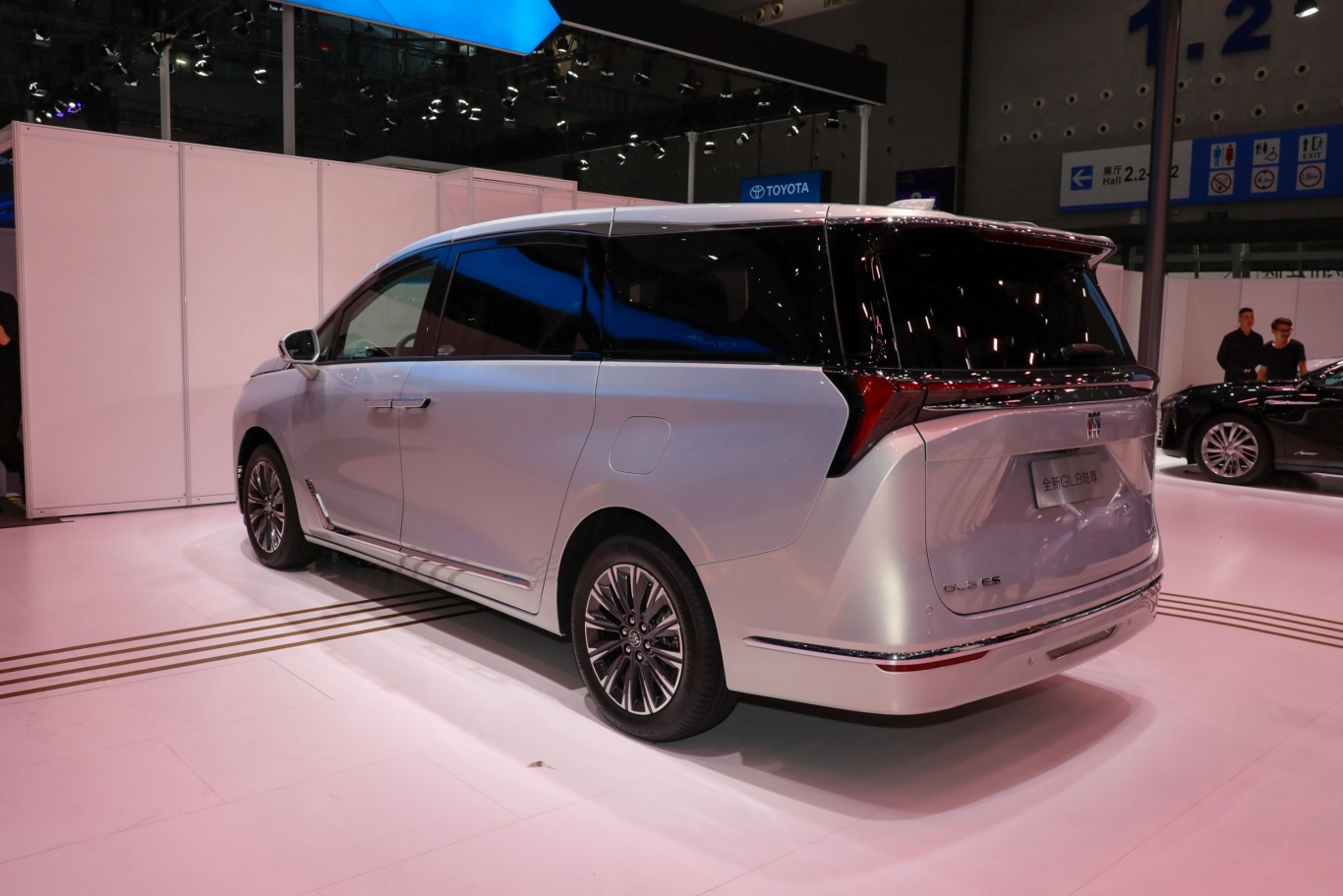 【别克GL8陆尊 2.0T 尊享版图片-汽车图片大全】-易车