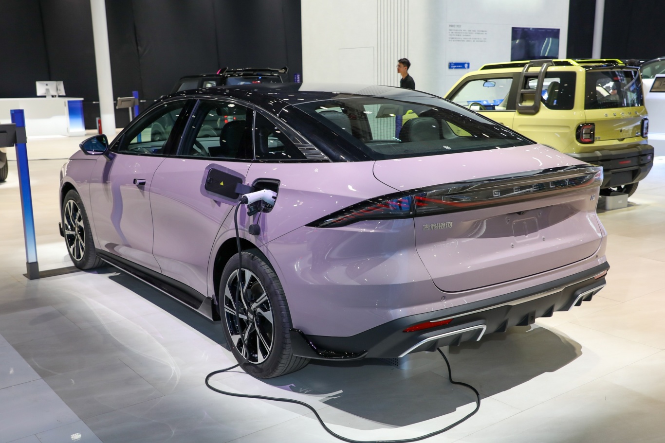 【银河L61.5T 125km 创想版外观图片-汽车图片大全】-易车