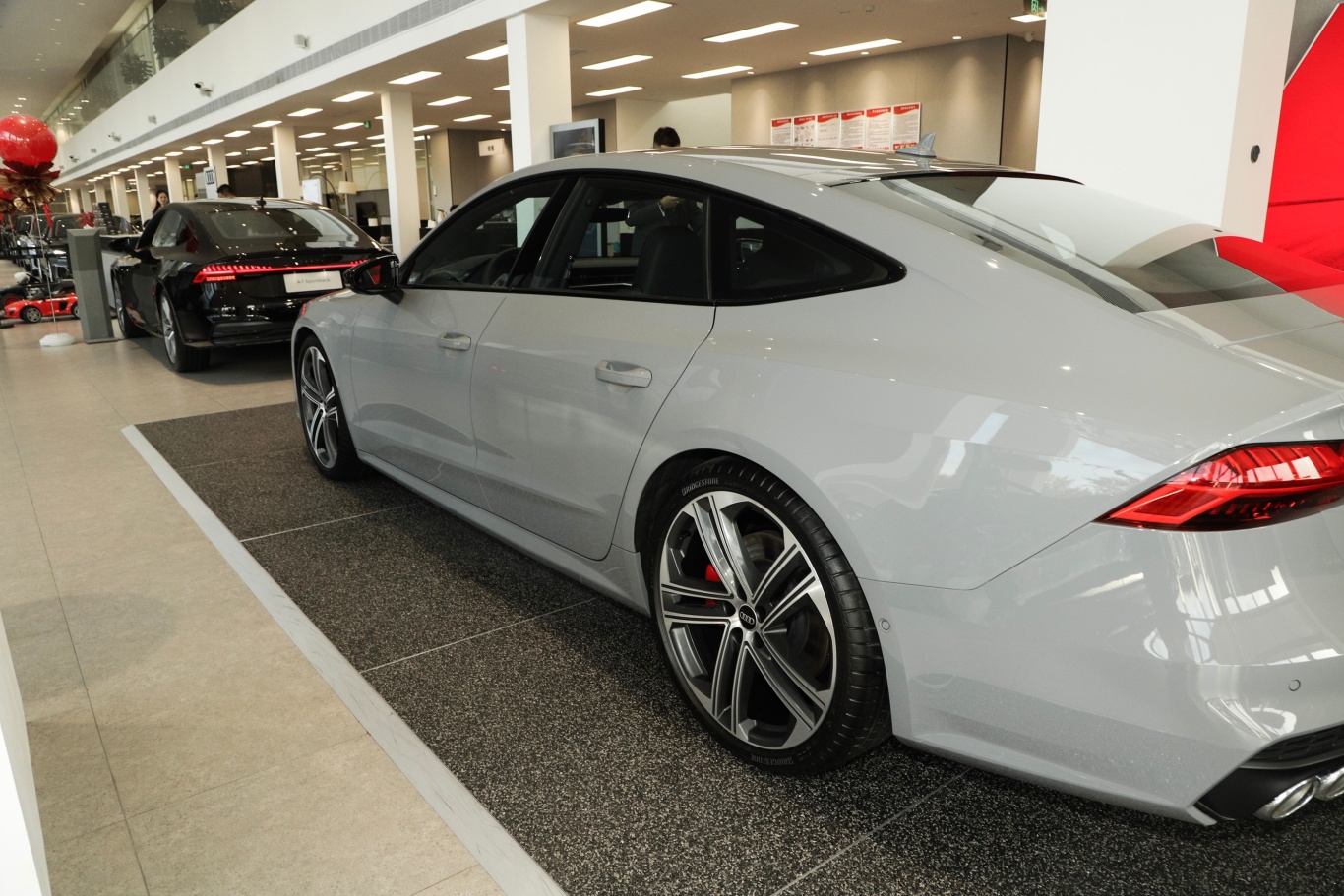 【奥迪S72.9T Sportback外观细节图片-汽车图片大全】-易车