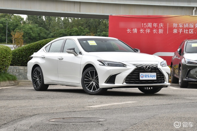 【雷克萨斯雷克萨斯ES2026款换代 300h 四驱标准版】报价_图片_-参数_易车