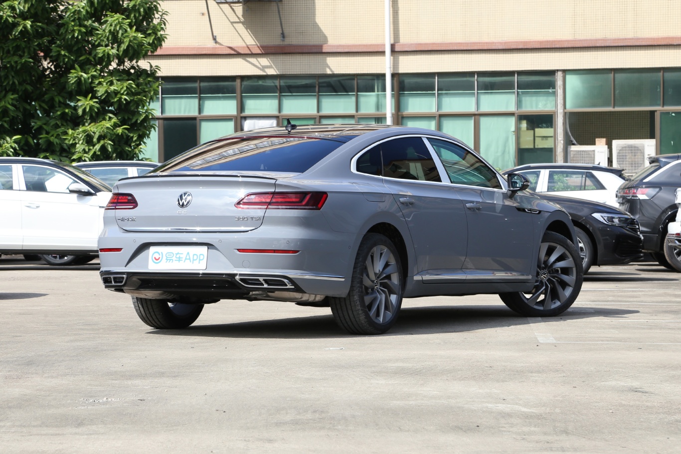 【一汽-大众CC众享款 380TSI 耀目版侧后45度车头向右水平图片-汽车图片大全】-易车