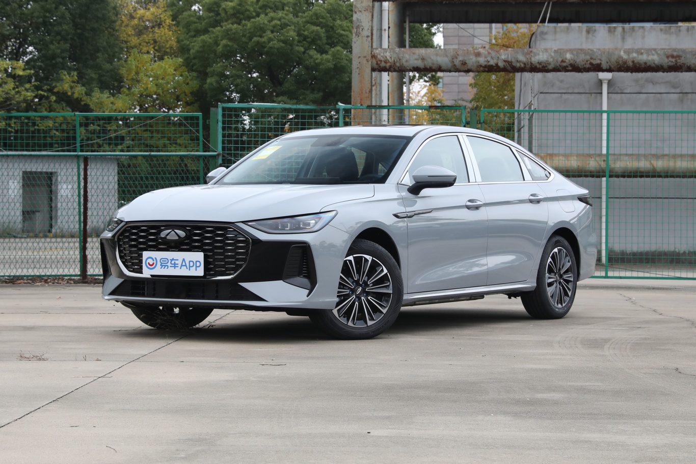 【风云A8L1.5T 145km 舒适型侧前45度车头向左水平图片-汽车图片大全】-易车