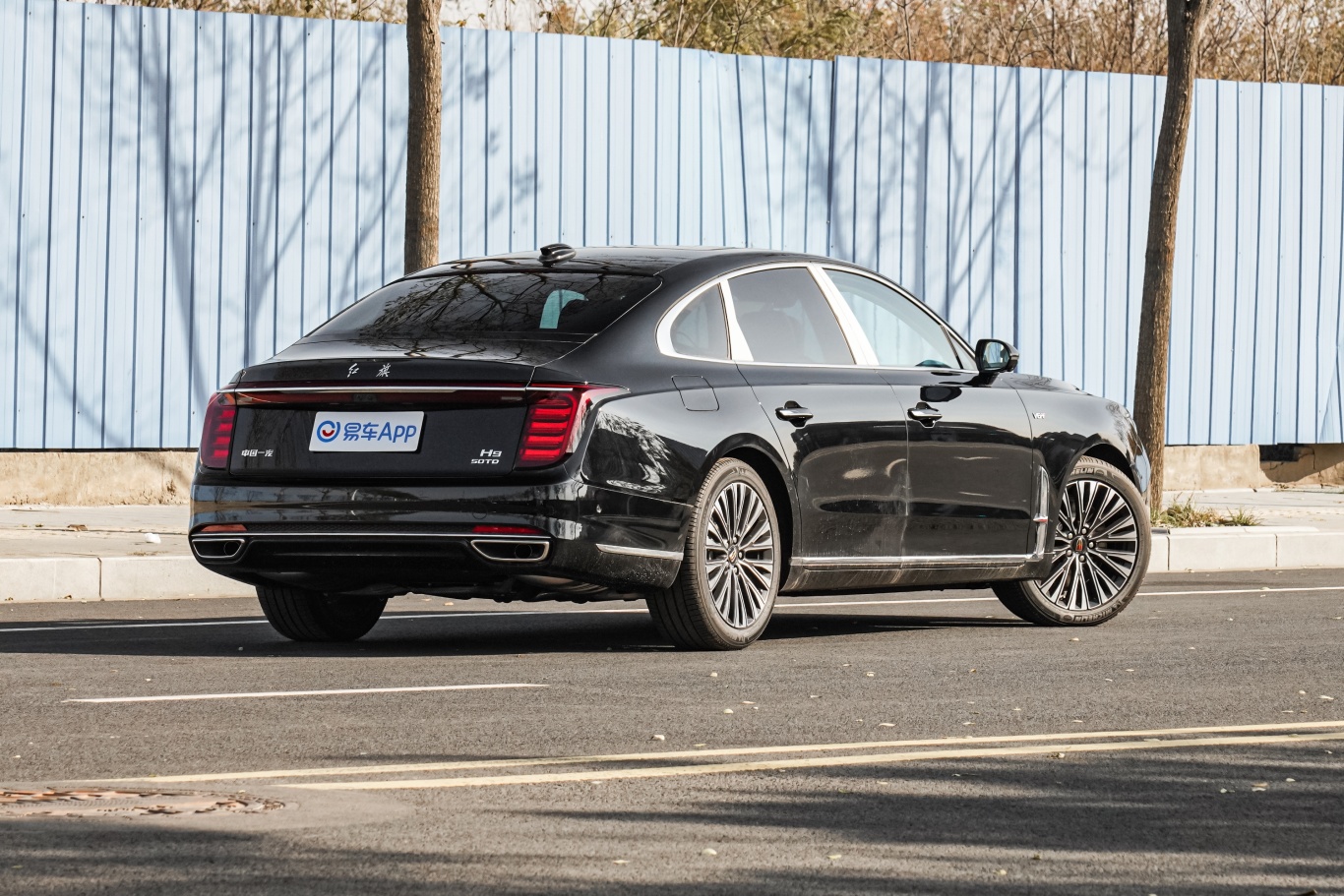 【红旗H92.5T 两驱特殊公务版 5座侧后45度车头向右水平图片-汽车图片大全】-易车