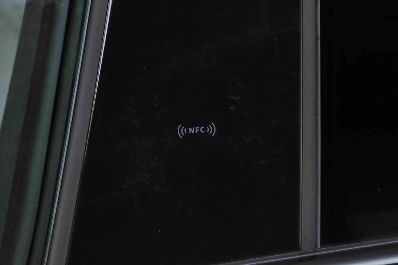 【小鹏P7+725km 超长续航 Max外观细节图片-汽车图片大全】-易车