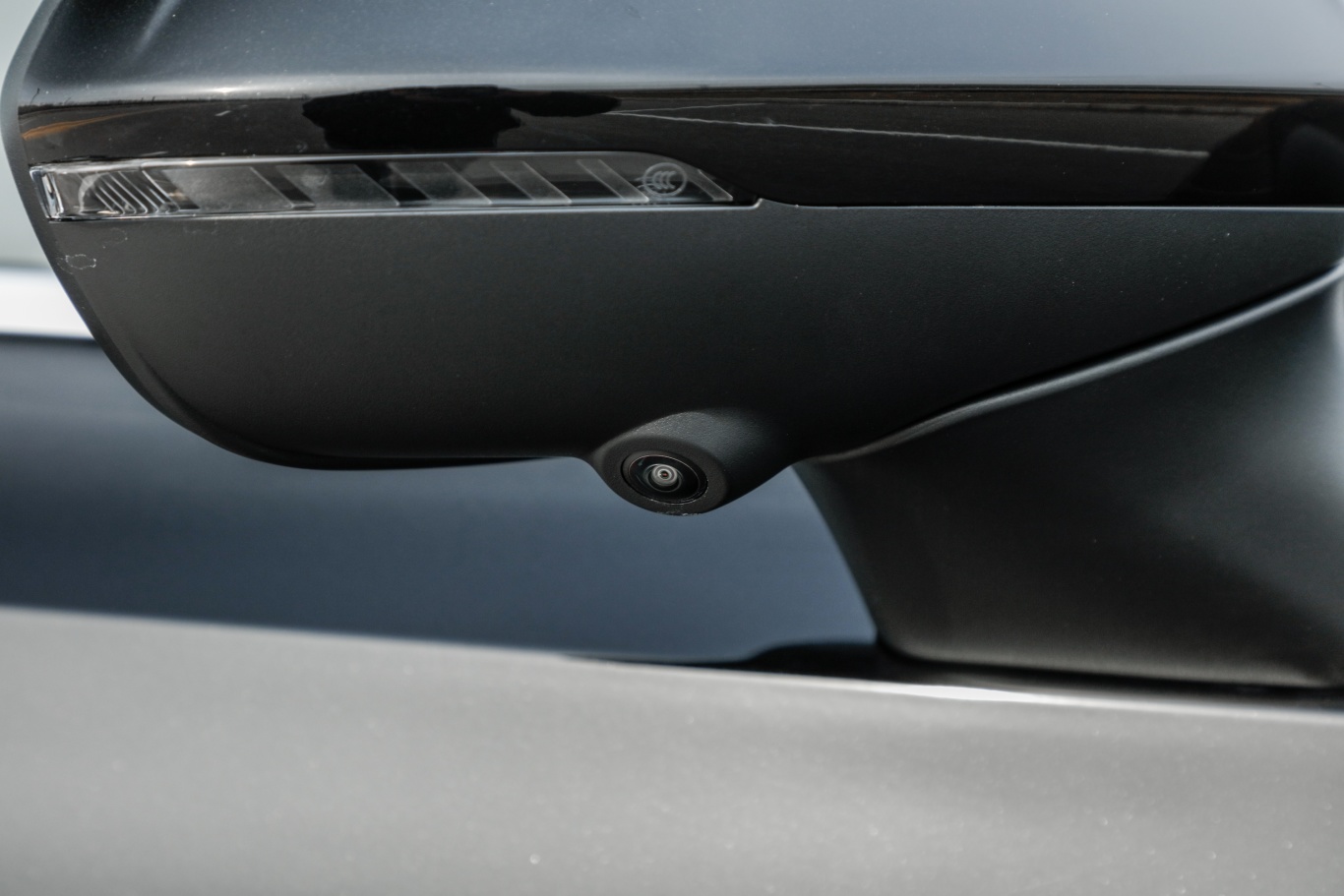 【昂科威Plus昂科威Plus 28T 四驱白金版外观细节图片-汽车图片大全】-易车