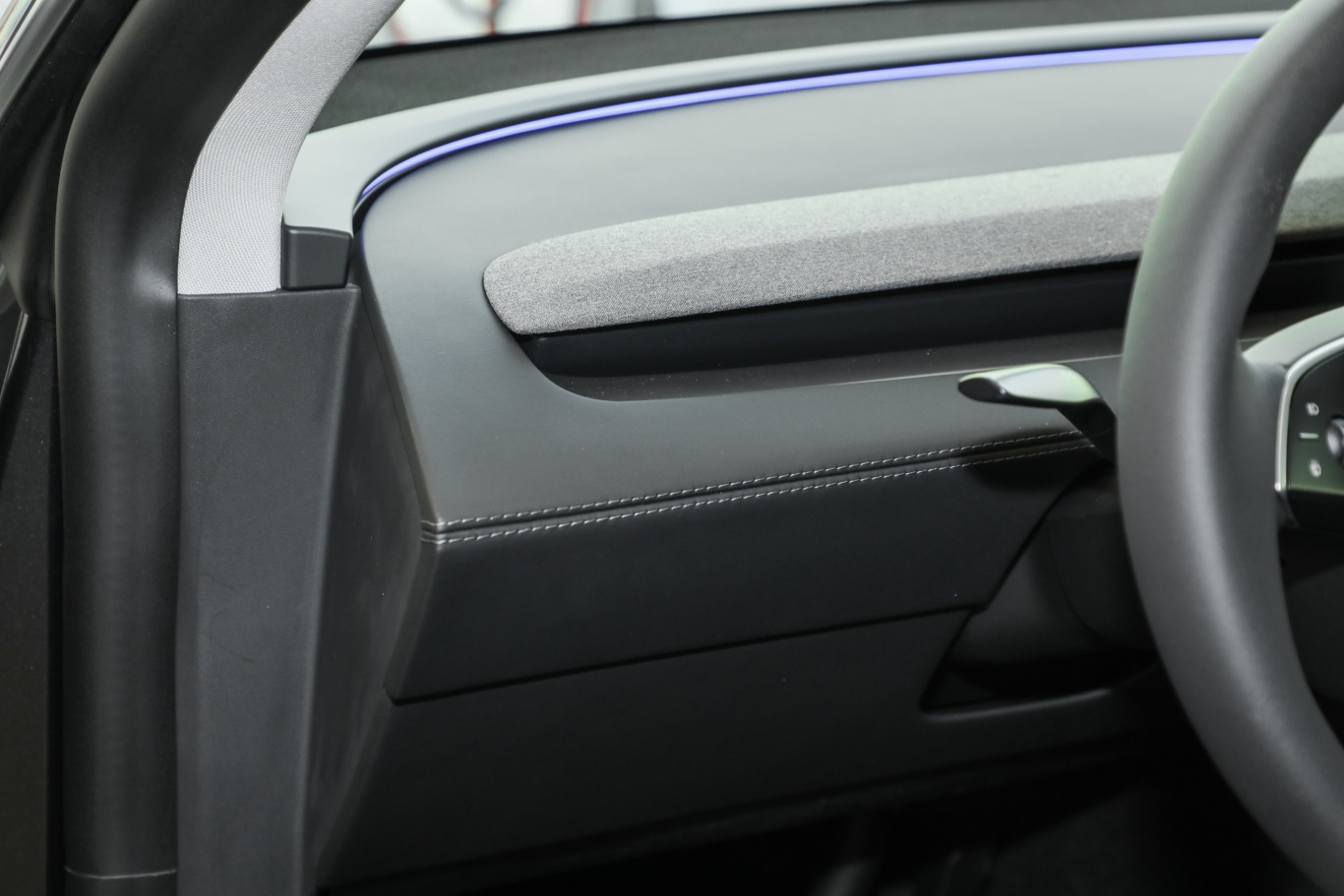 【Model Y593km 后轮驱动版主驾驶位图片-汽车图片大全】-易车