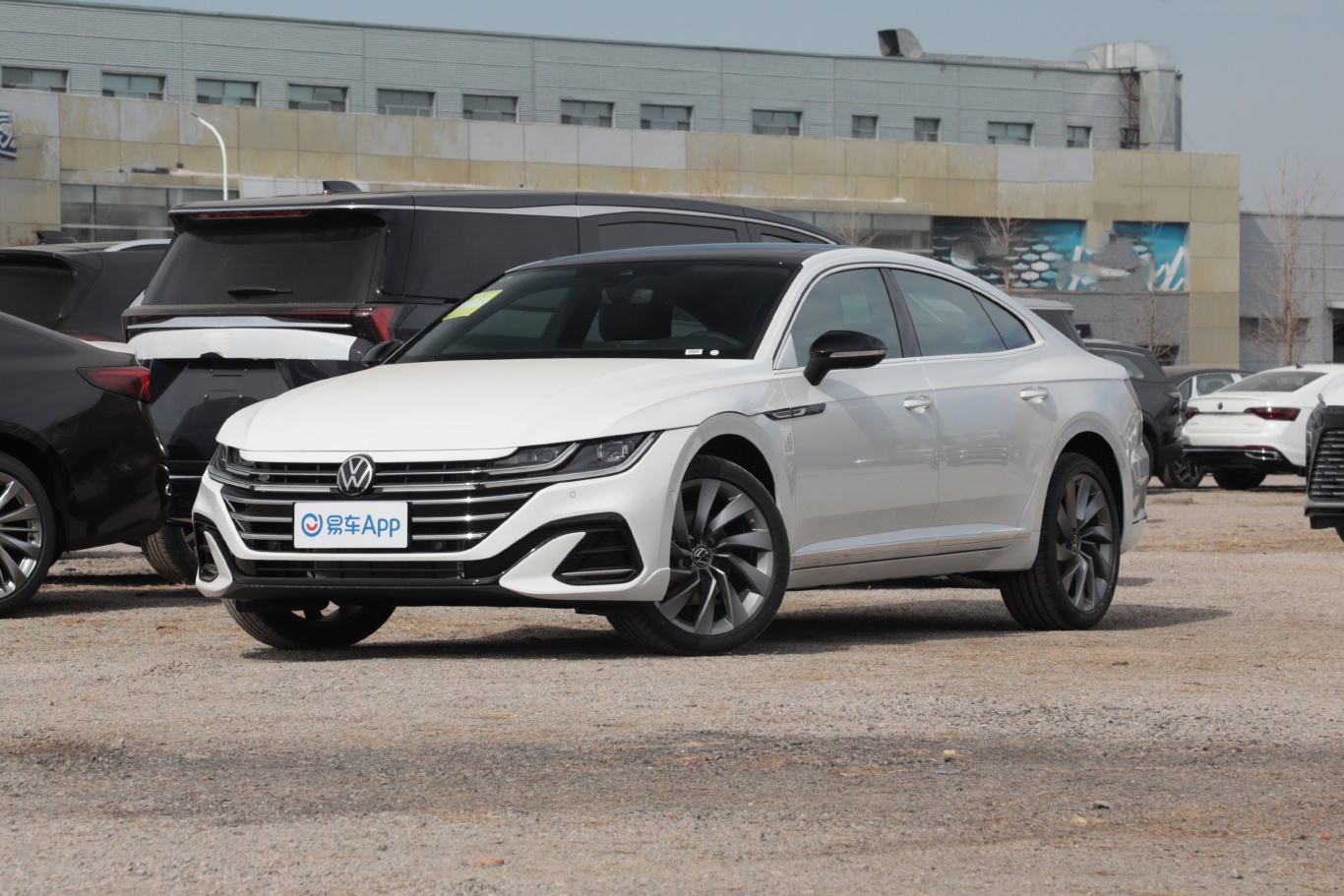 【一汽-大众CC众享款 380TSI 夺目版侧前45度车头向左水平图片-汽车图片大全】-易车