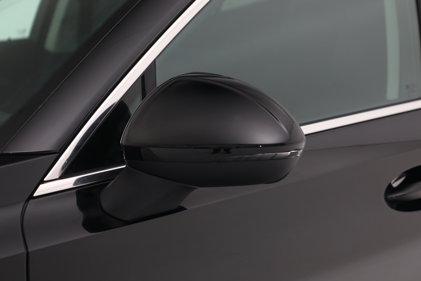 【昂科威S25T 进享白金版主驾驶后视镜背面图片-汽车图片大全】-易车