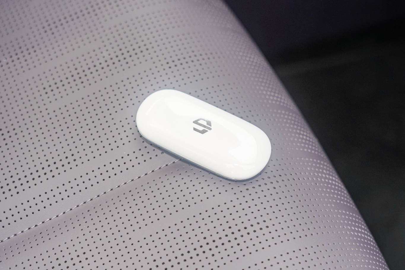 【零跑B10510km 悦享版主驾驶位图片-汽车图片大全】-易车