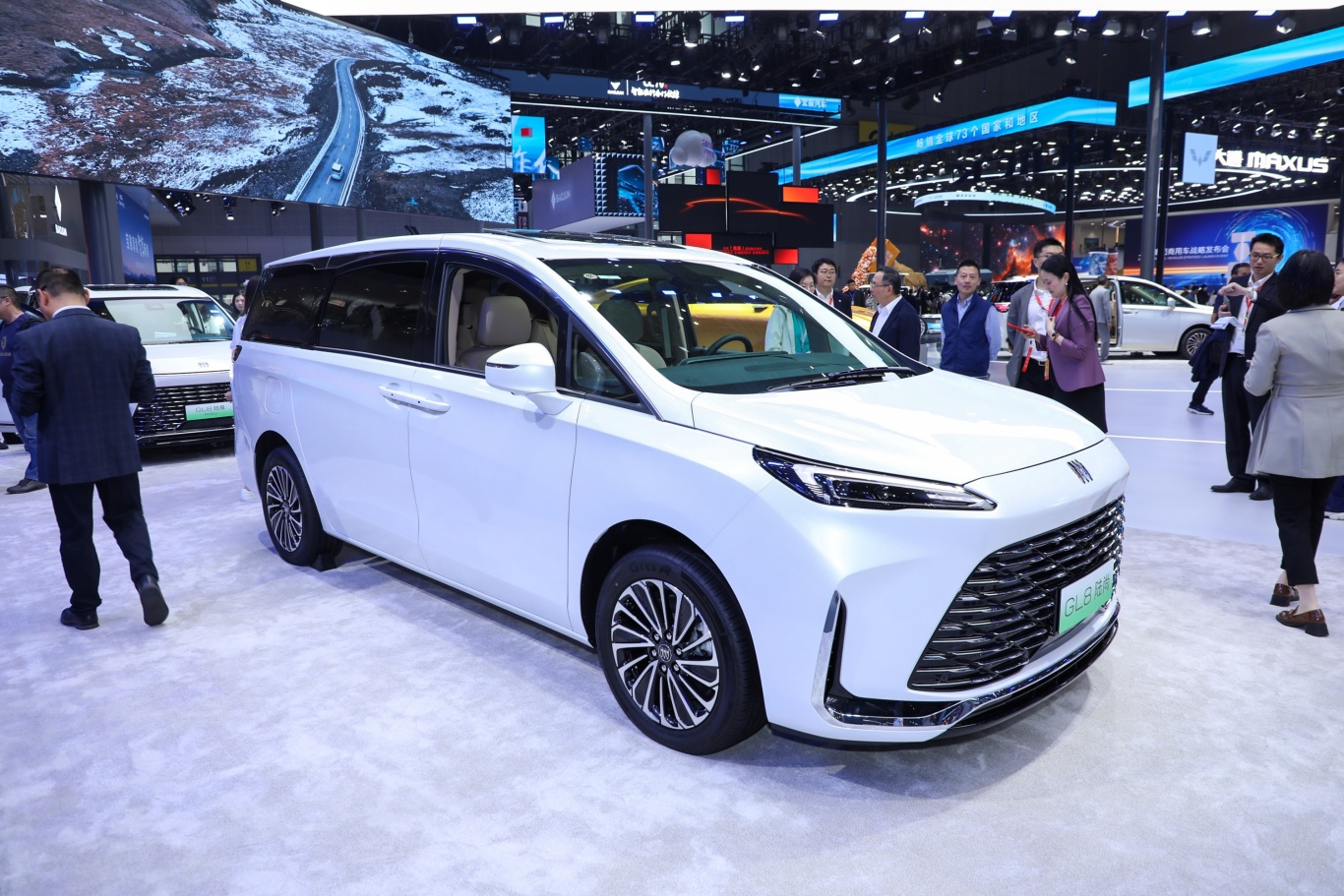 【别克GL8 插电混动图片-汽车图片大全】-易车