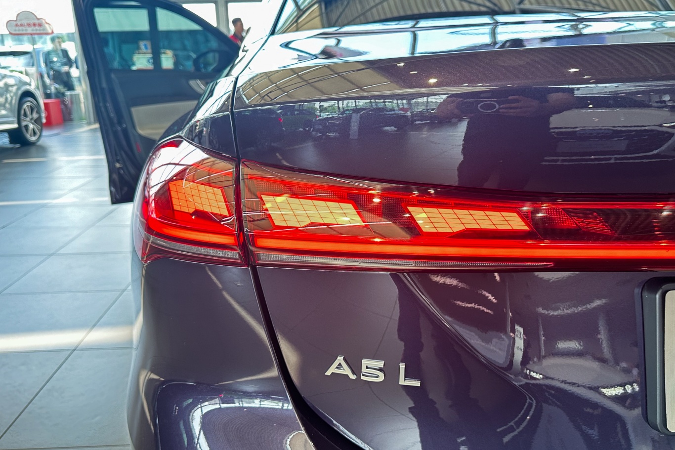 【奥迪A5L2.0T 领航版外观灯组图片-汽车图片大全】-易车