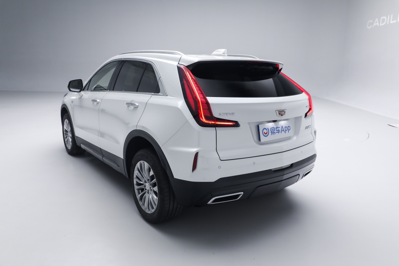 【凯迪拉克XT428T 两驱豪华型侧后45度车头向左水平图片-汽车图片大全】-易车