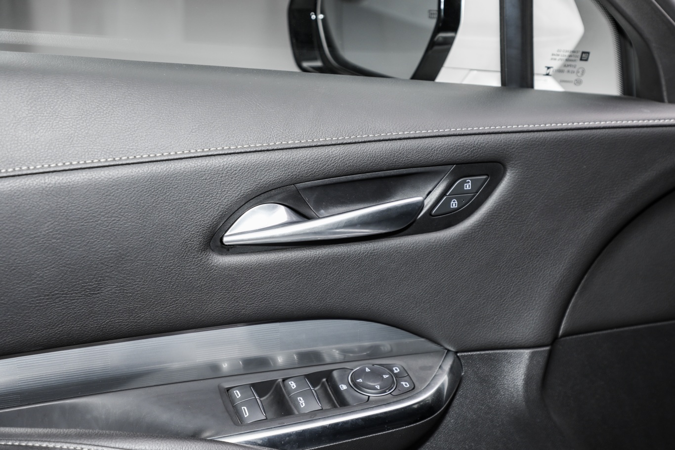 【凯迪拉克XT4改款 28T 两驱豪华型主驾驶位图片-汽车图片大全】-易车