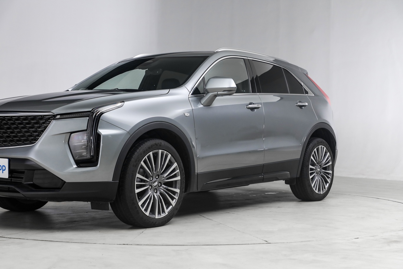 【凯迪拉克XT4改款 28T 两驱尊贵型外观细节图片-汽车图片大全】-易车