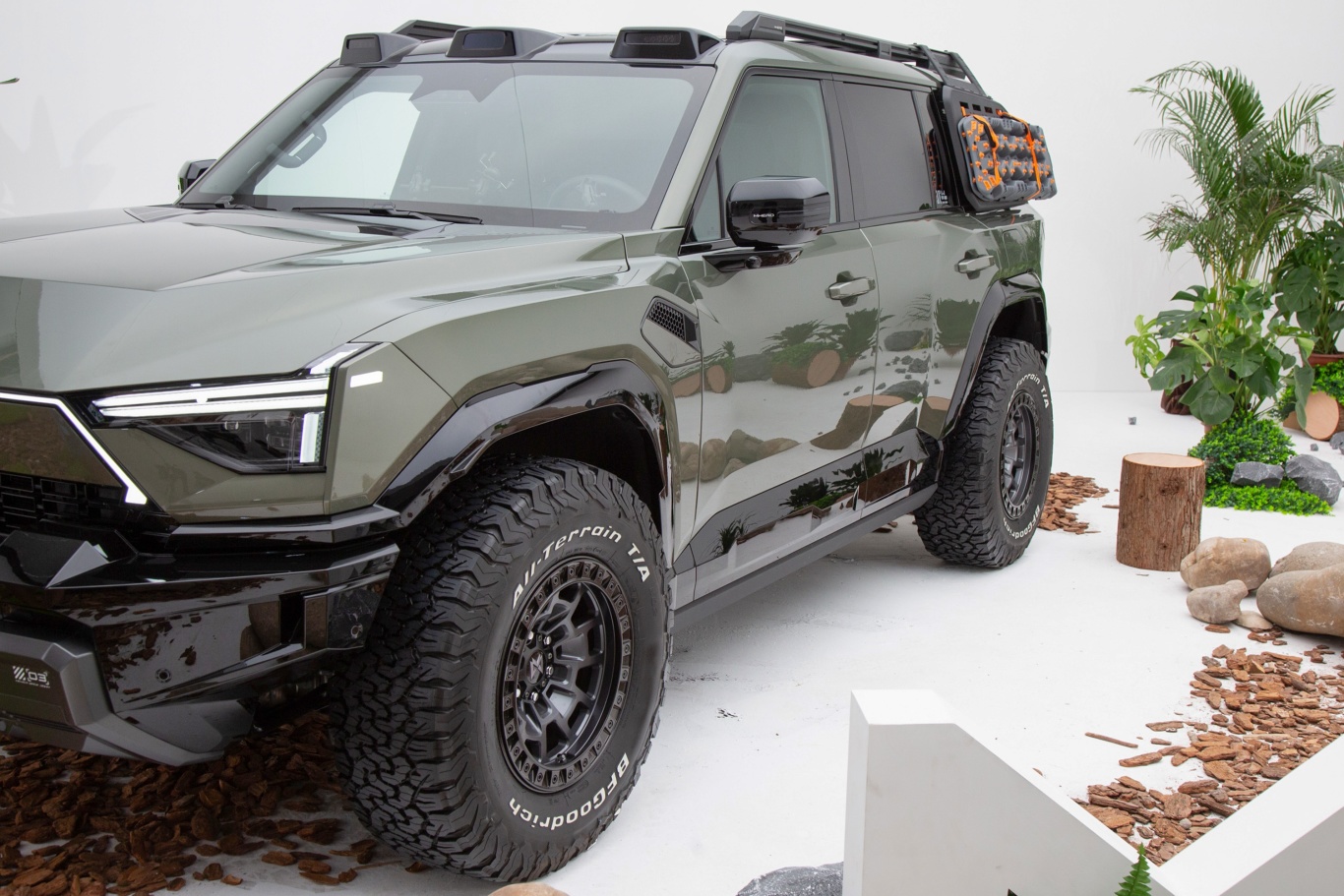 【猛士M817标准版外观细节图片-汽车图片大全】-易车