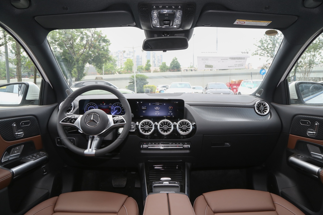 【奔驰EQA改款 EQA 260内饰全景正拍图片-汽车图片大全】-易车