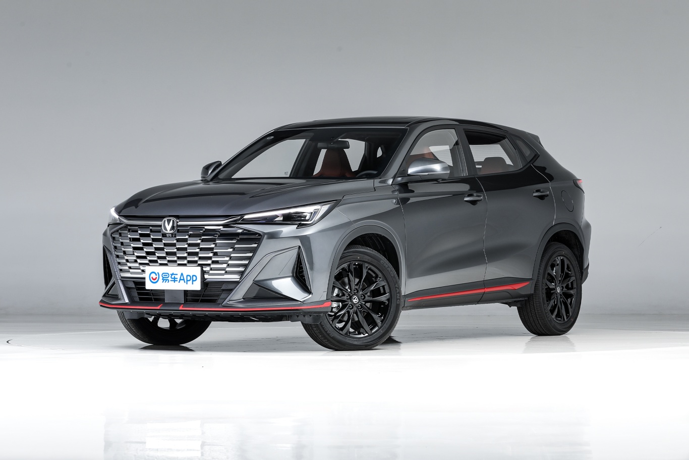 【长安X5 PLUS1.5T 双离合卓越PRO侧前45度车头向左水平图片-汽车图片大全】-易车