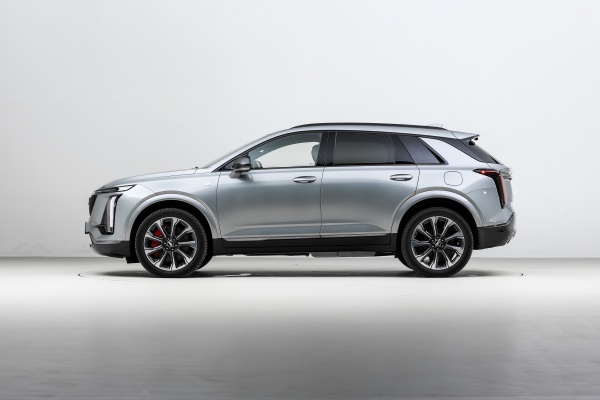 全新凯迪拉克XT5于9月28日正式上市车身尺寸全面升级_易车